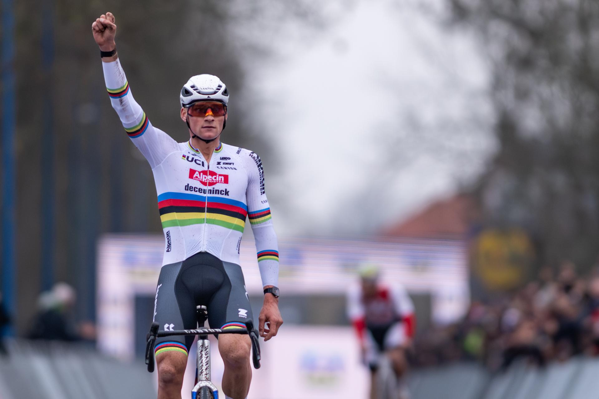 Trophée X2O - Mathieu van der Poel domine encore son sujet dans le ...