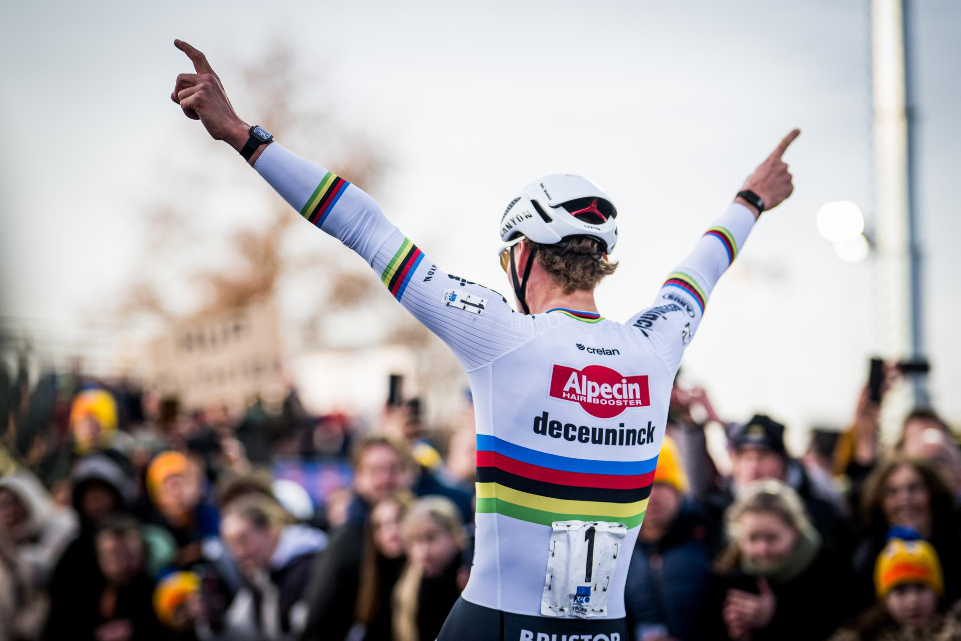 Coupe du monde de cyclocross - Mathieu van der Poel s'impose à Gavere ...
